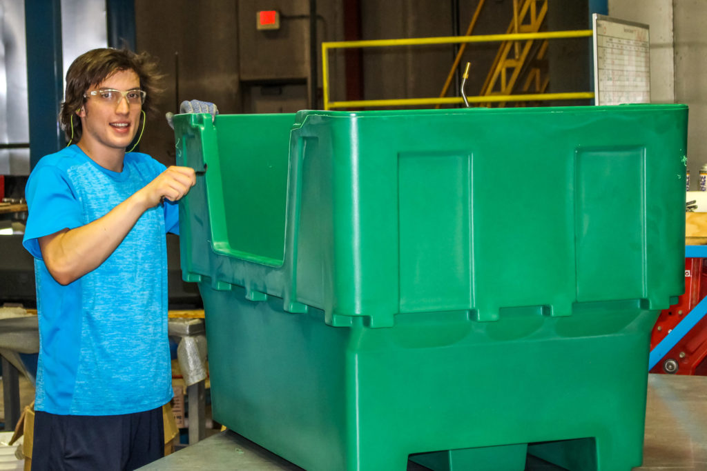 Commercial & Industrial Rotomolded Products | Dutchland Plastics